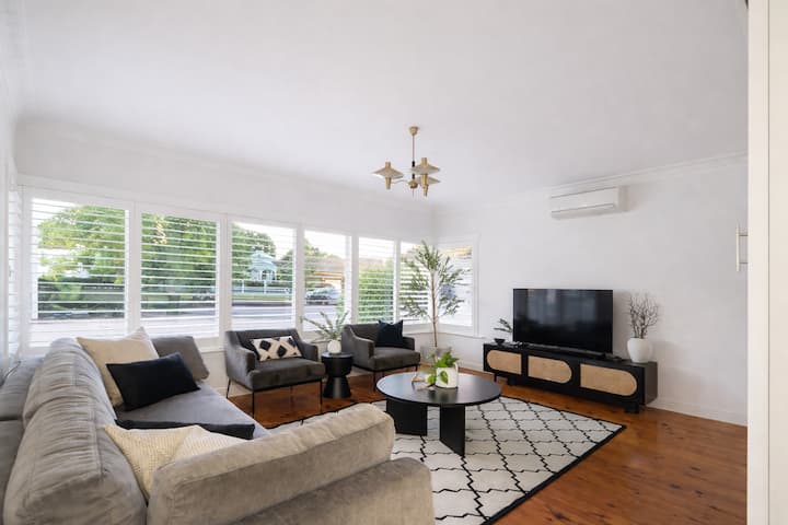 Olive On Dana | Cbd Location, 2br, Walk Everywhere - Ballarat