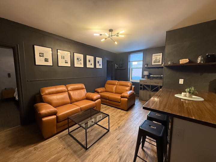 Reputation Haüs - Thunder Bay