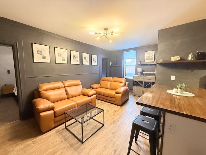 Reputation Haüs - Thunder Bay