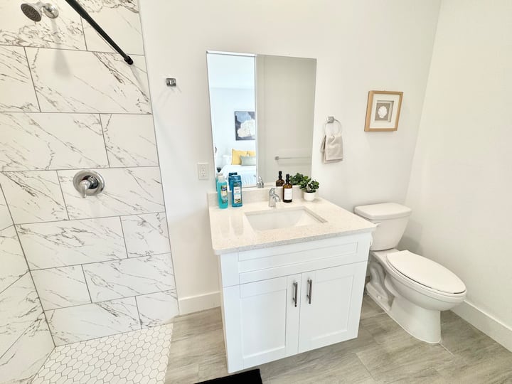 Cozy And Modern Studio In West Palm Beach - West Palm Beach, FL