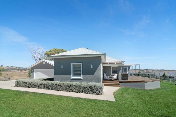 Armara Cottage - Orange