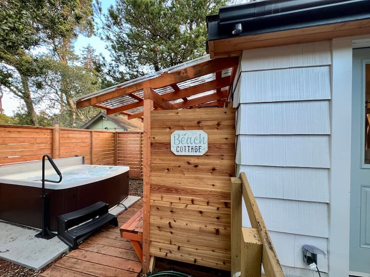 The Well Beach Cottage - Florence, OR