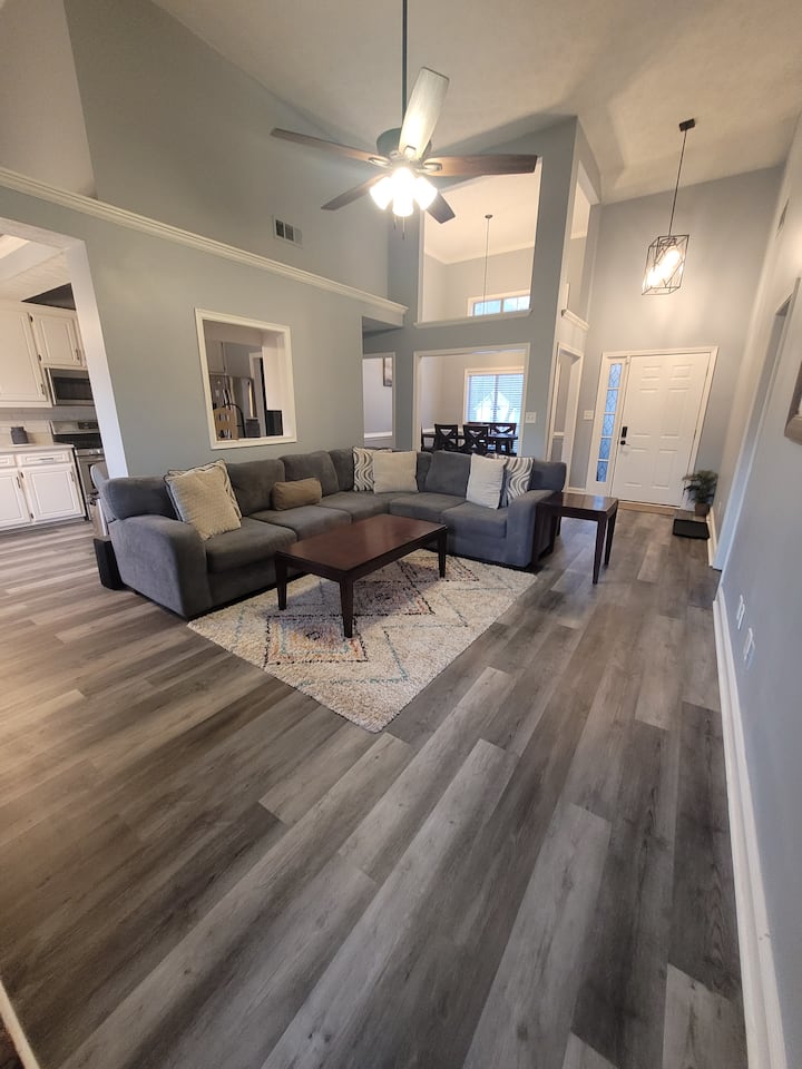 Cozy Home Close To Shopping, Hospital And Highway - McDonough, GA