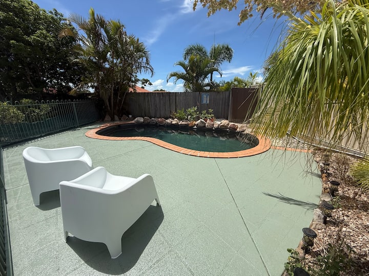 Amazing Location  House With Pool & Pet Friendly - Brisbane, CA