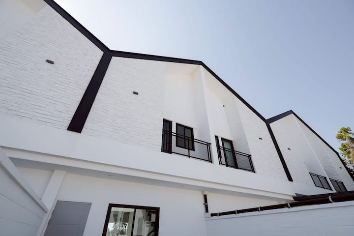 บ้านเดอะ วินด์ โฟลว์ 64 - Buri Ram