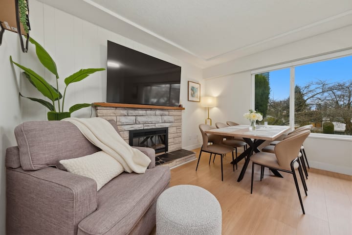 Modern 5br Oasis | Near Skytrain Airport And Shops - Vancouver