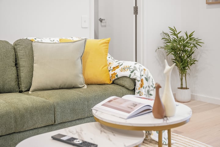 @Compact & Central | 1br In Cbd + Secure Parking - Canberra