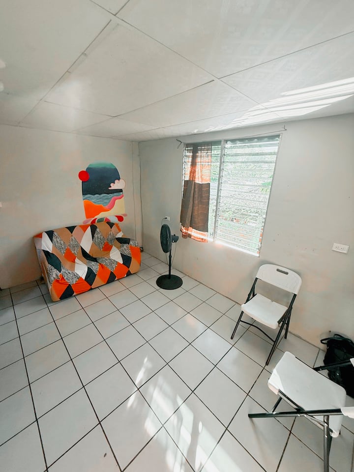 The Tunco Nook, El Salvador, Playa El Tunco - El Salvador