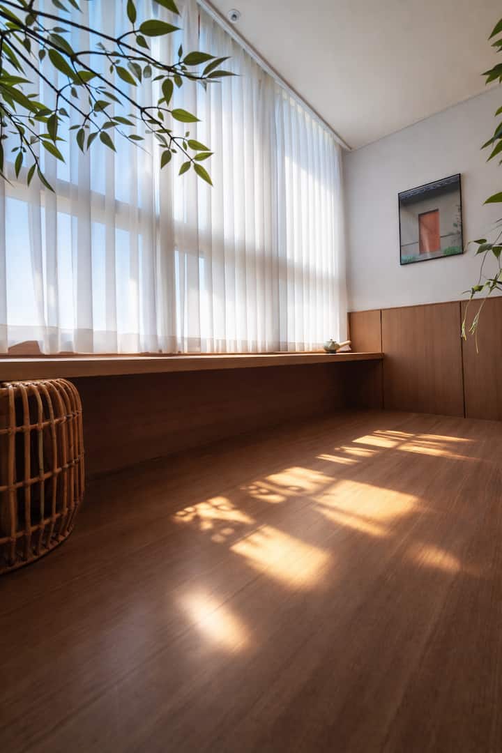 신규 < 모모 아지트 > 송도달빛축제공원역 5분/4명/넷플 /복층/ 뷰맛집/여행/모임/출장 - South Korea