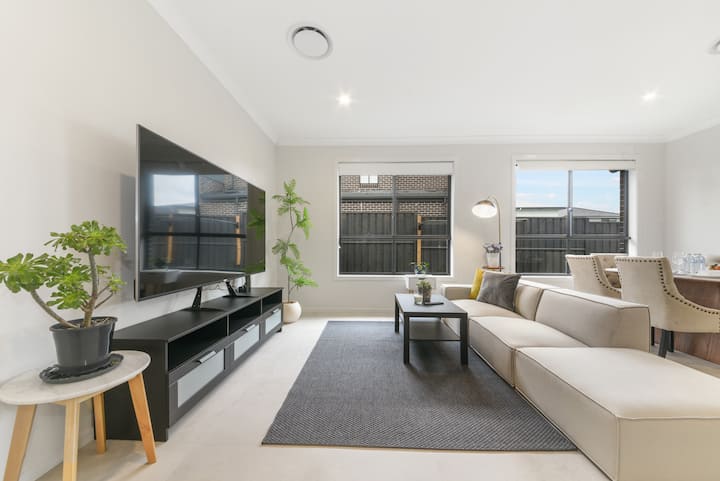 Kozyguru | Box Hill | New Designer Home - Windsor, Australia