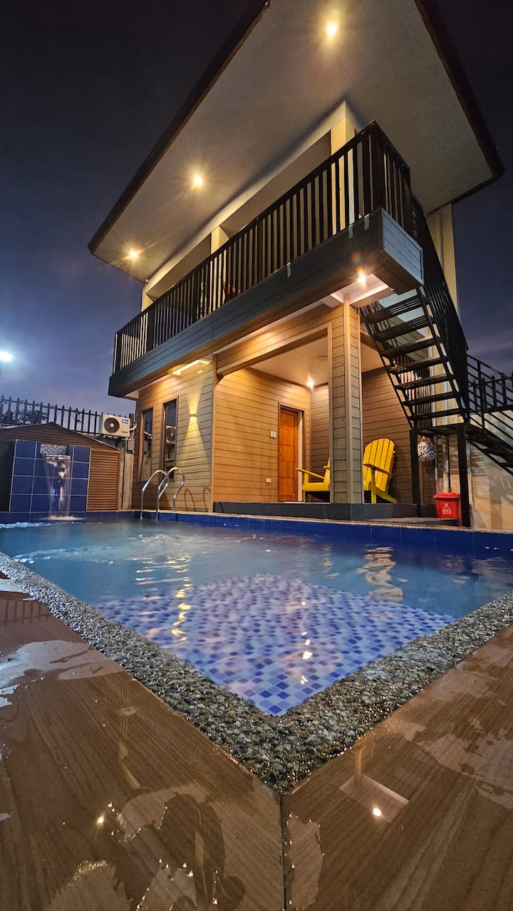 Ehrizerin House - San Rafael