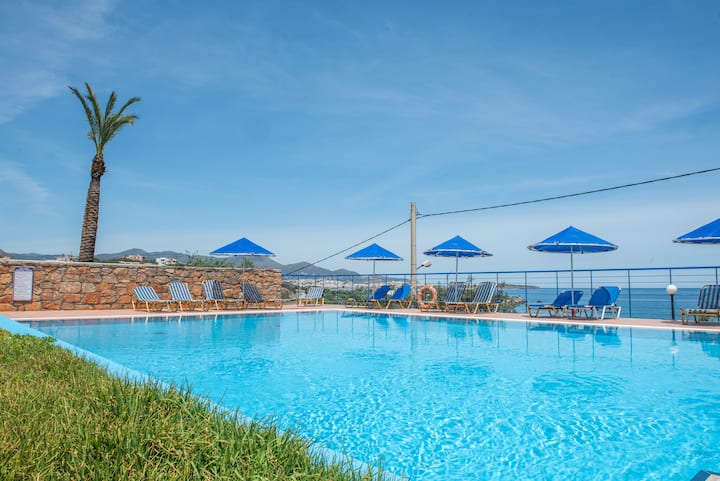 Poppy Two Bedroom Villa - Agios Nikolaos