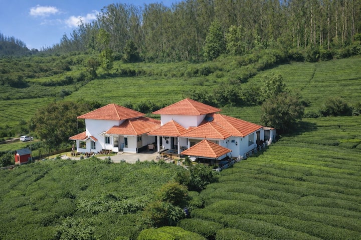 Tea Garden Escape By Green Leaves - Ooty