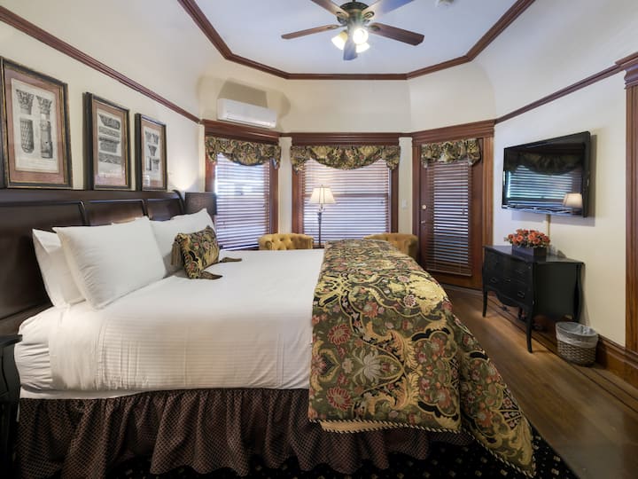 Casablanca - Mins From Napa - Napa, CA