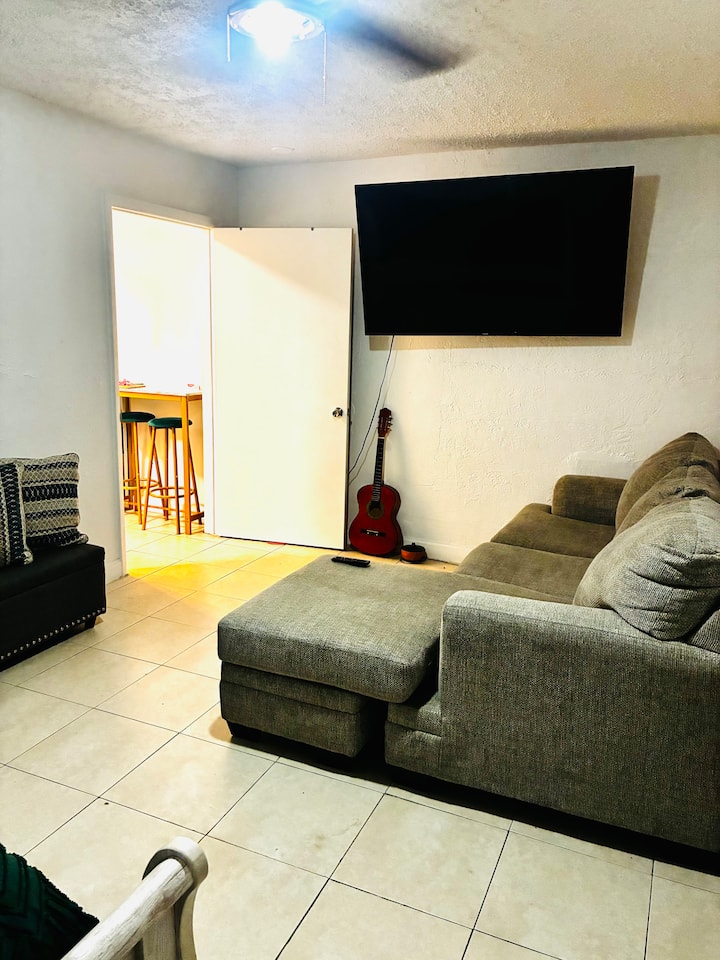 Relax And Recharge - Pembroke Pines, FL