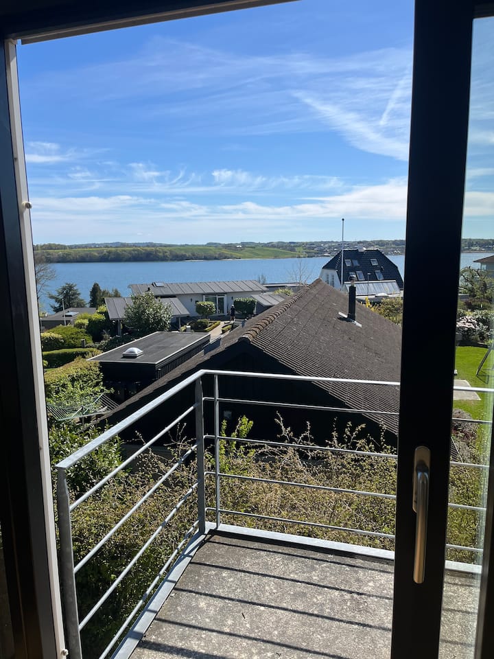 Nyrenoveret Villa Med Panorama Udsigt Over Fjorden - Kolding