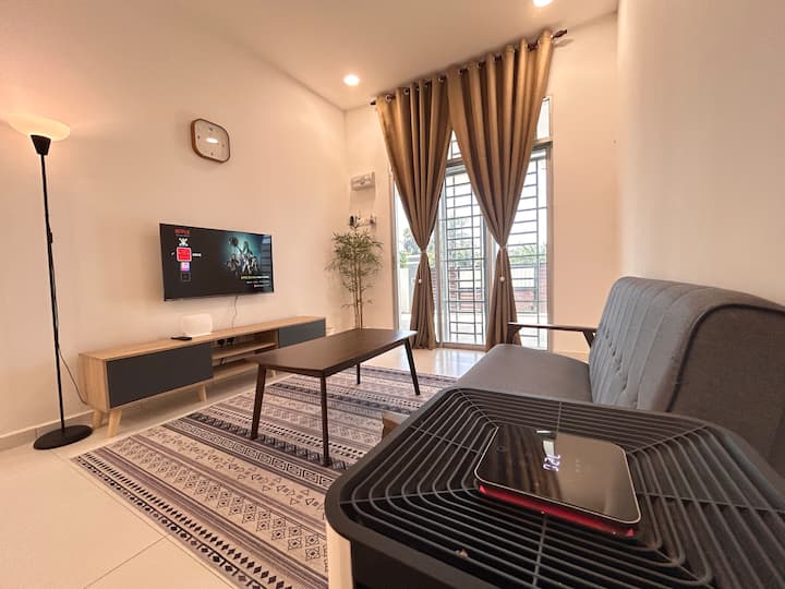 *New Home*teduh Stay-modern Minimalist Family Home - Kampung Raja