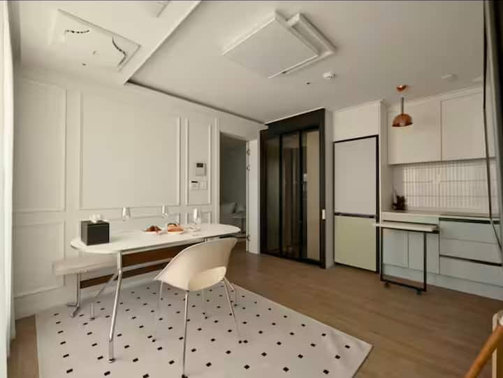 상봉역7분#신축#건대입구#반려동물#상봉터미널#성수동연무장길#재래시장#넷플릭스#엘리베이터 - Seoul