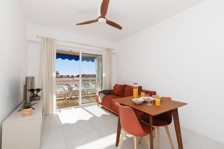 T2 Cosy Avec Balcon - Aperçu Mer & Plage à Pied - Cannes