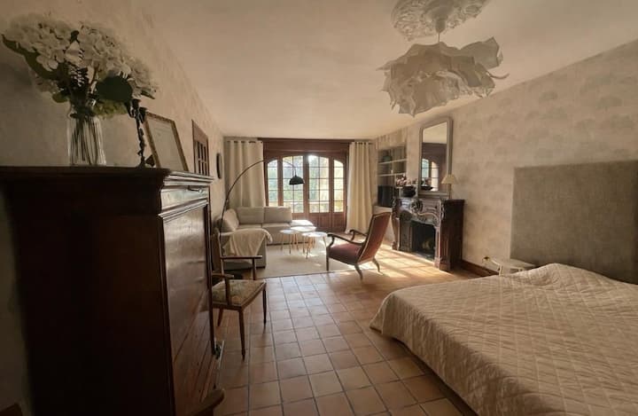 Appartement 2 Pièces Lumineux Vue Sur Jardin - Jonzac