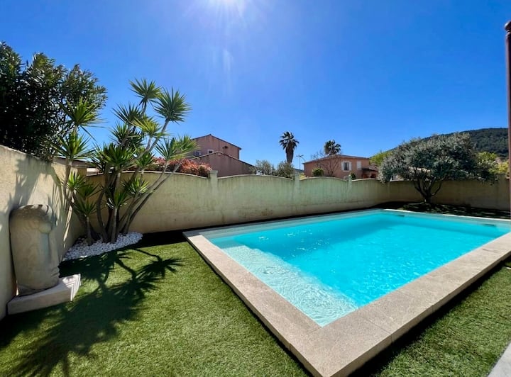 Villa Lumineuse, Piscine Et Détente - Carqueiranne