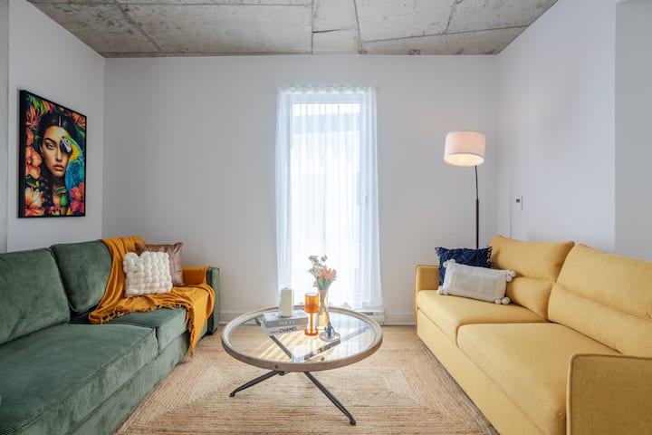 Old Port Grand Stay | Pool Gym Parking - Brossard