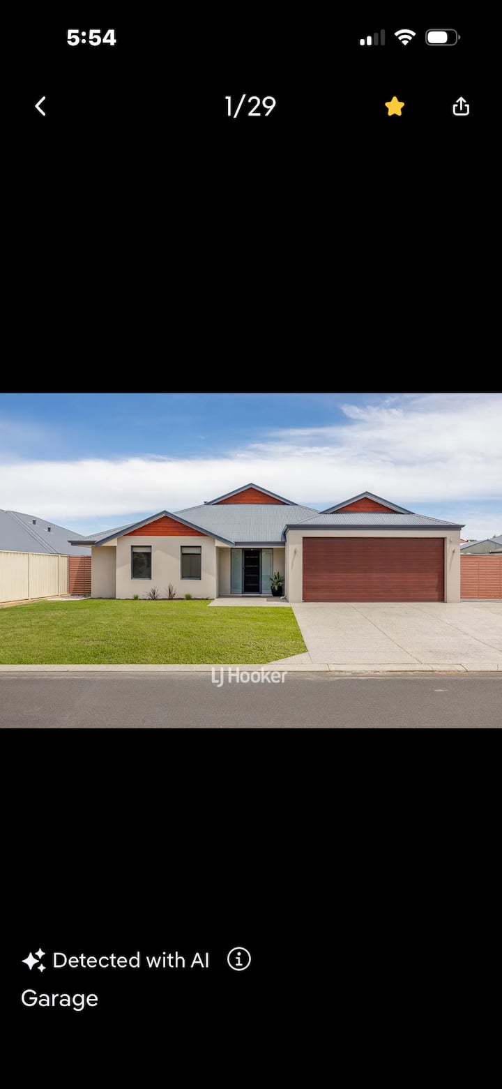 Luxury House - Binningup