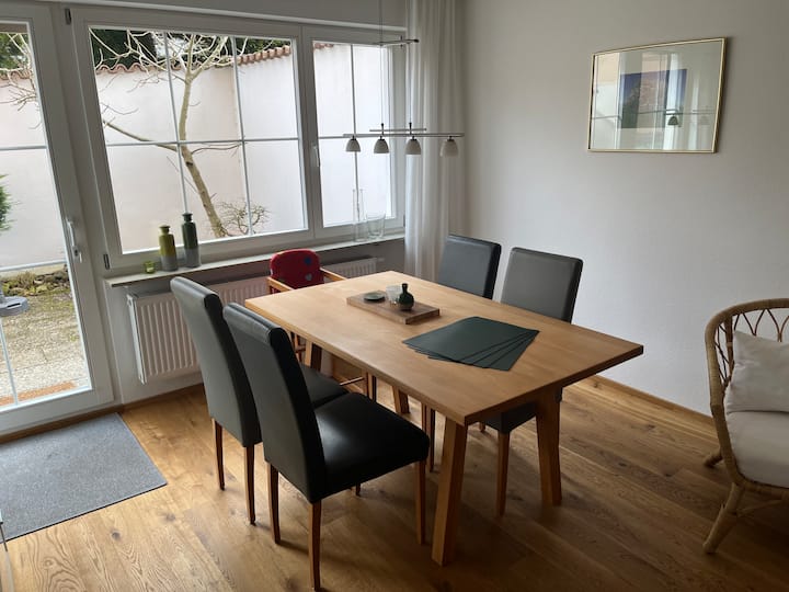 Ruhig Gelegene, Charmante Wohnung Mit Terrasse - Stetten