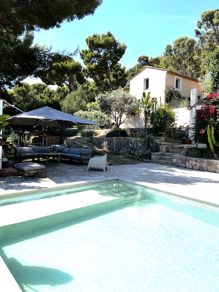 Loue Maison Exceptionnelle à Toulon - 12 Couchages - Toulon