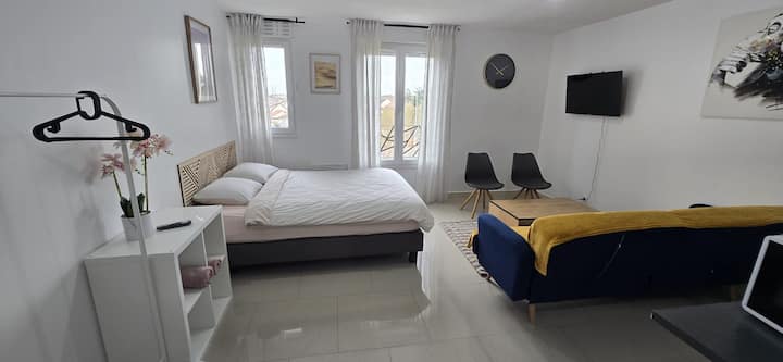 Cosy Studio A 20 Min Du Centre De Paris Et Cdg - Sevran