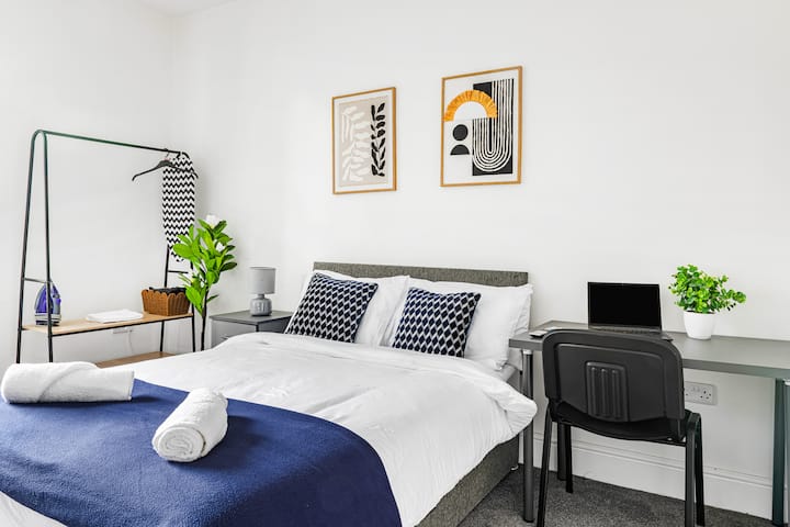 Modern 2-bed City Flat |Fast Wifi |Walk To Centre - Nottingham