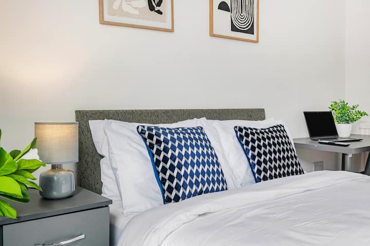 Comfortable City Flat | Ideal For Relocators - Nottingham