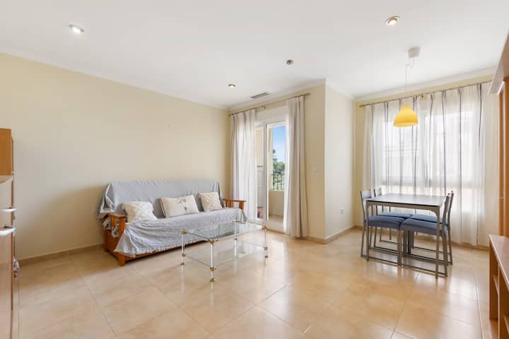 Beautiful Holiday Home In A Convenient Location - Los Alcázares
