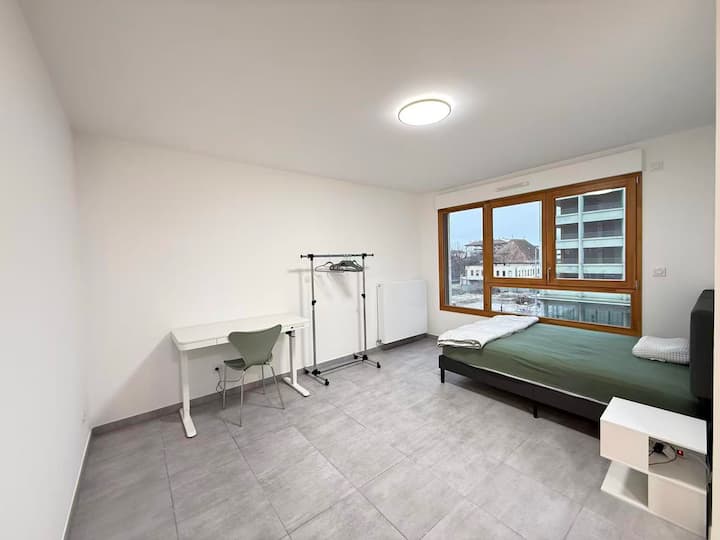 Brand New Modern T1 | Large Balcony Mountain View - Geneva