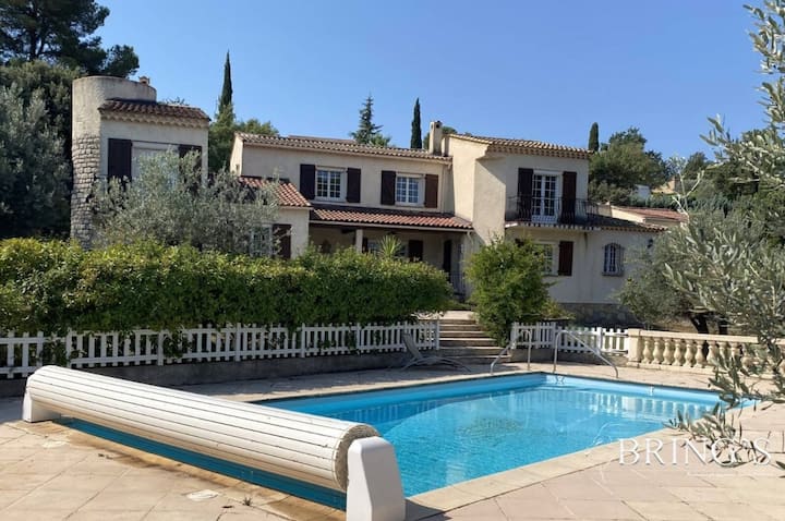 Maison Calme Piscine Et Pétanque. - Draguignan