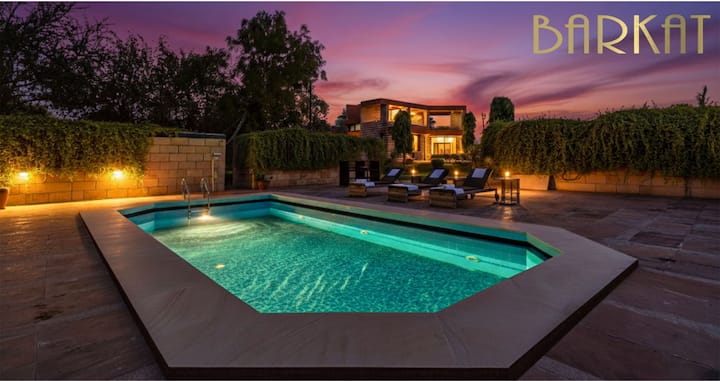 Barkat Villa – Luxury 4bhk Pool Villa - Delhi, Hindistan