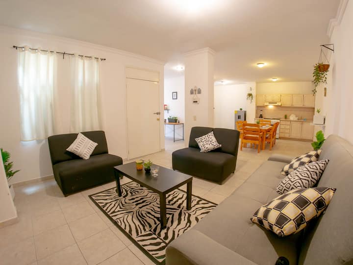 En Pleno Centro | A Pasos De Catedral | Ci2 - Aguascalientes