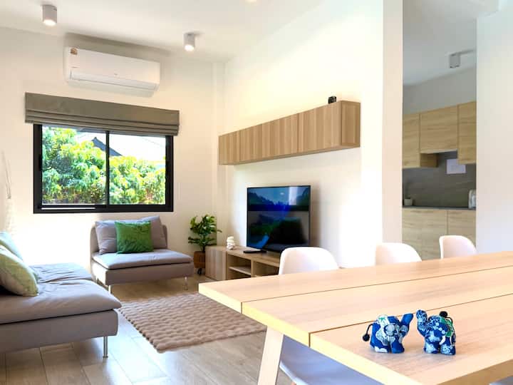 Aura Stay | Heylanna! Walk To Kad Farang - Thailand