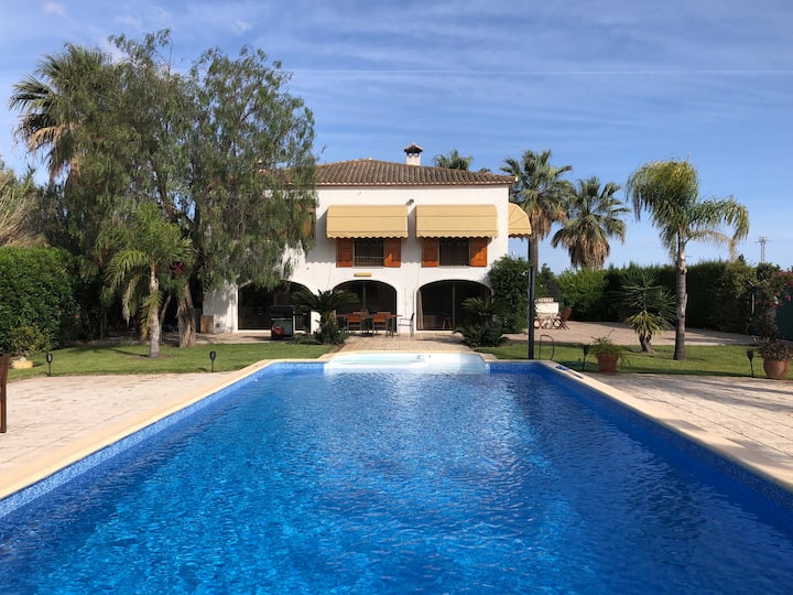 Beachside Villa, 5x10 Pool, 5 Min. To Sandy Beach - Miramar