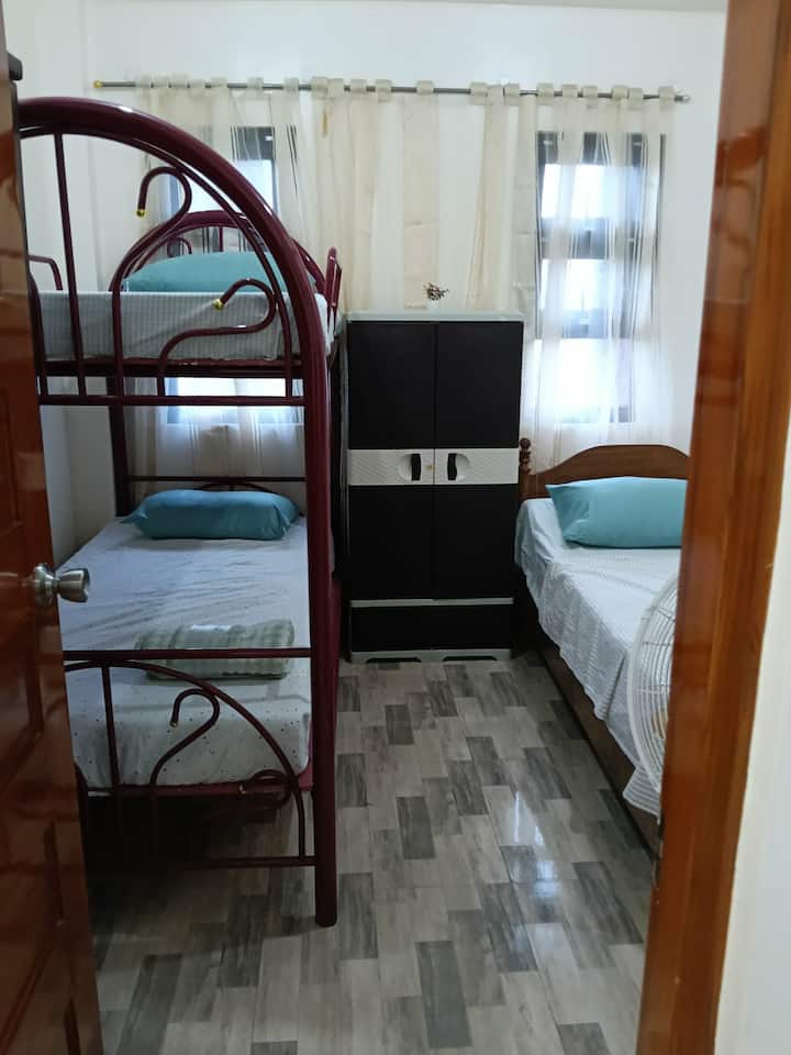 Sally's Apartments - Virac