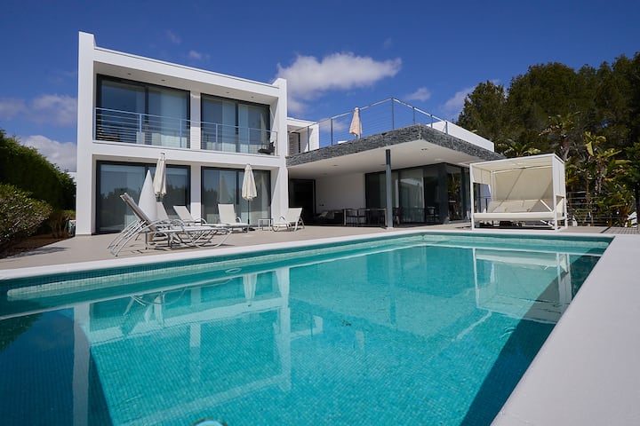 Moderna Villa A 2 Minutos De La Playa. - Ibiza