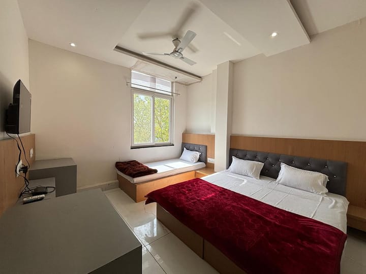 Soni Paradise - Ujjain