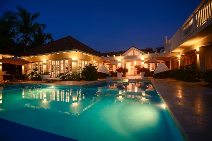 Ultra Luxury Villa - Private Ocean And Golf Access - Punta Cana