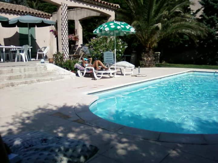 Maison Avec Jardin - Mimet