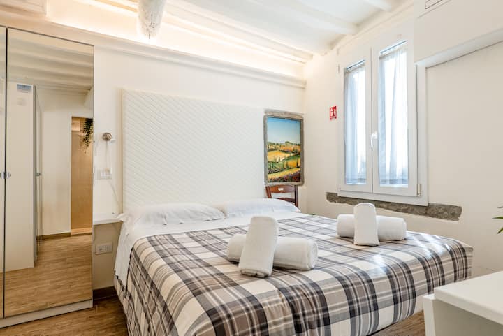 Modern Suite "Smn" X2, Duomo At 5 Min, Wi-fi & A/c - Florence