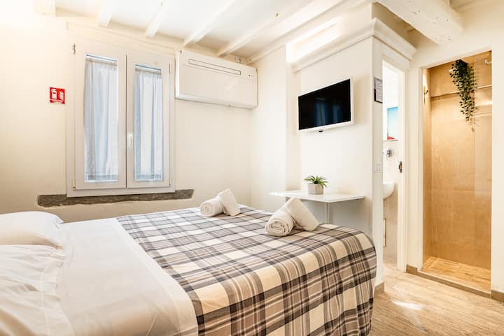 Suite "Cozy", Duomo 2 Min Walk, Wifi & A/c - Florence