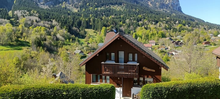 Agréable Chalet Idéalement Situé. - Thollon-les-Mémises