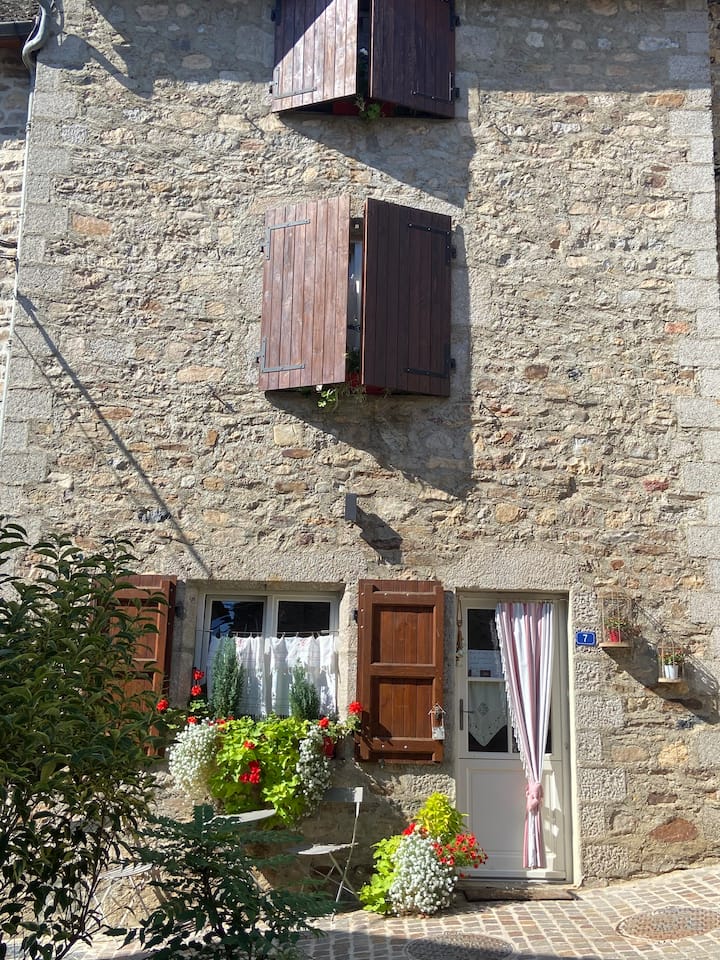 Gite De La Source, Gite De Charme. - Chaudes-Aigues