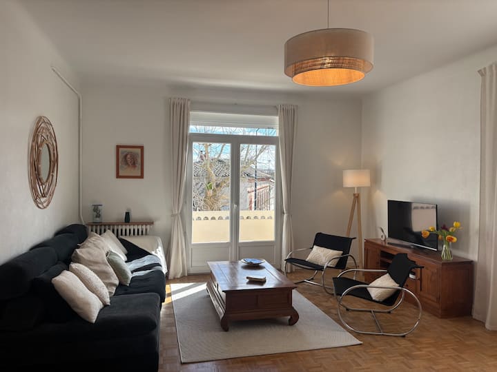 Vols De Nuit – T3 Lumineux – Terrasse – 4 Pers - Balma