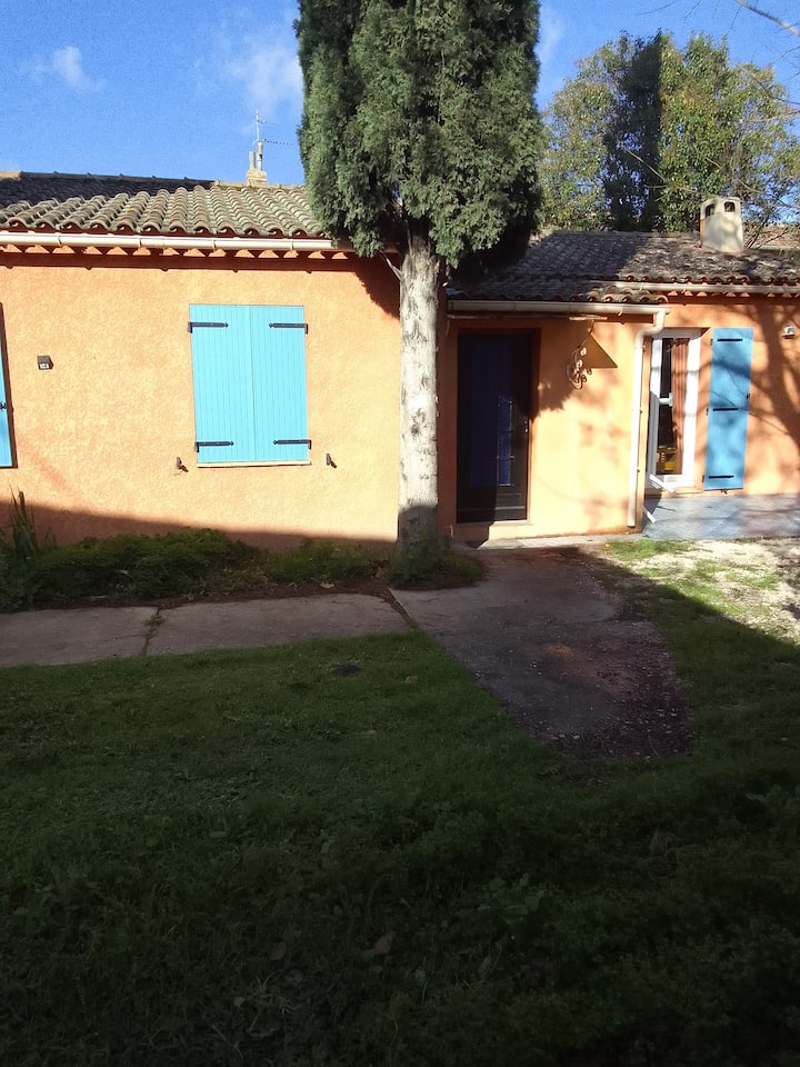 Loue Grande Maison à La Semaine - Avignon